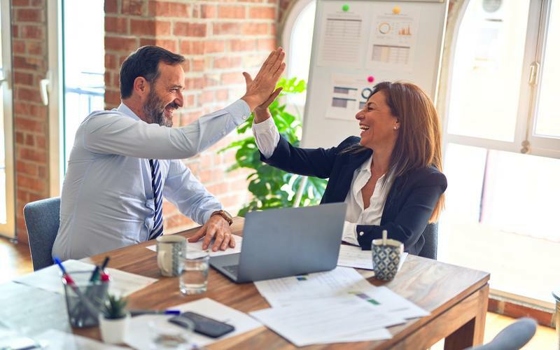 Post Employment Benefits: Types, Pros And Cons And Tips